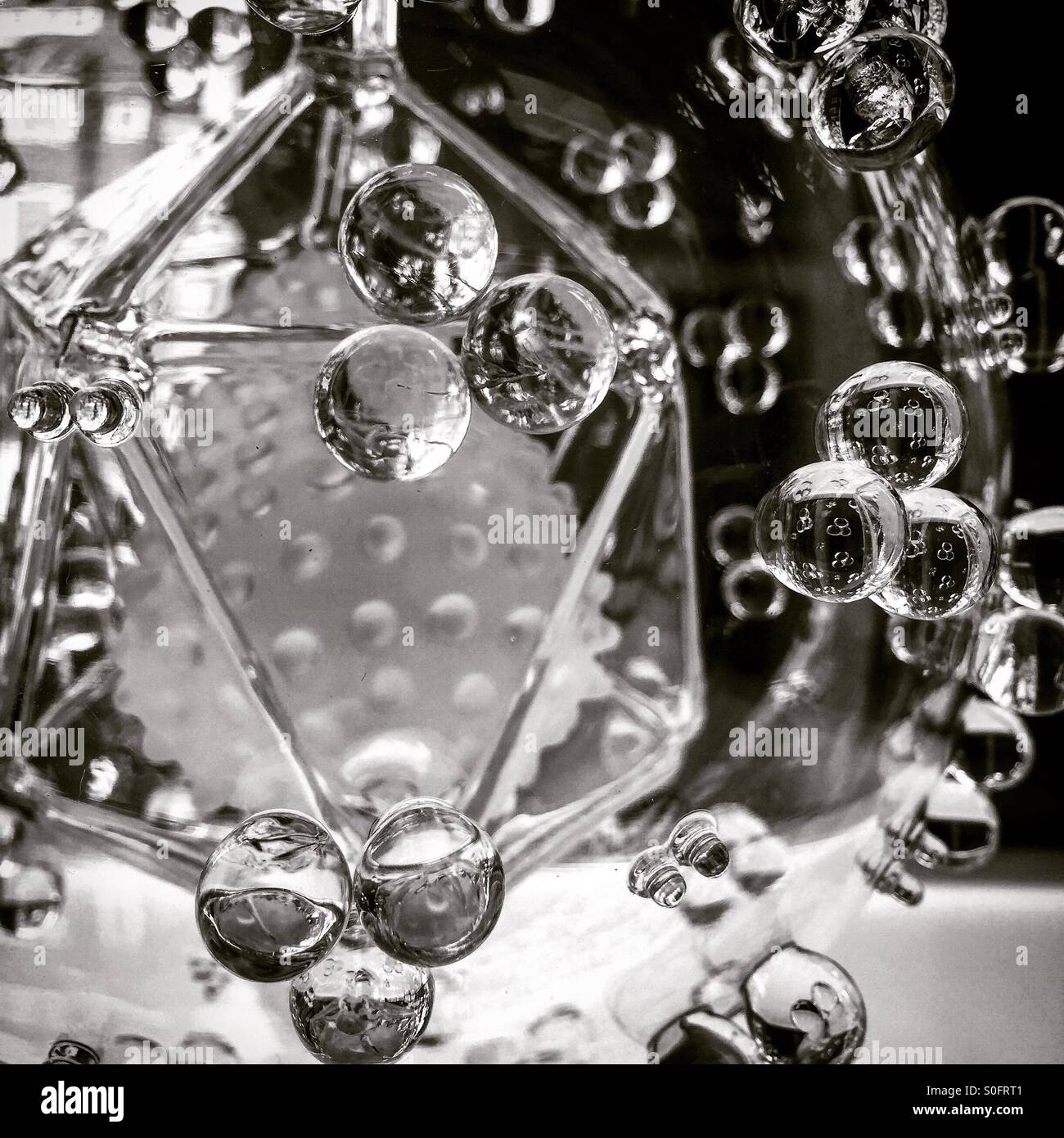 Glass molecule hi-res stock photography and images - Alamy