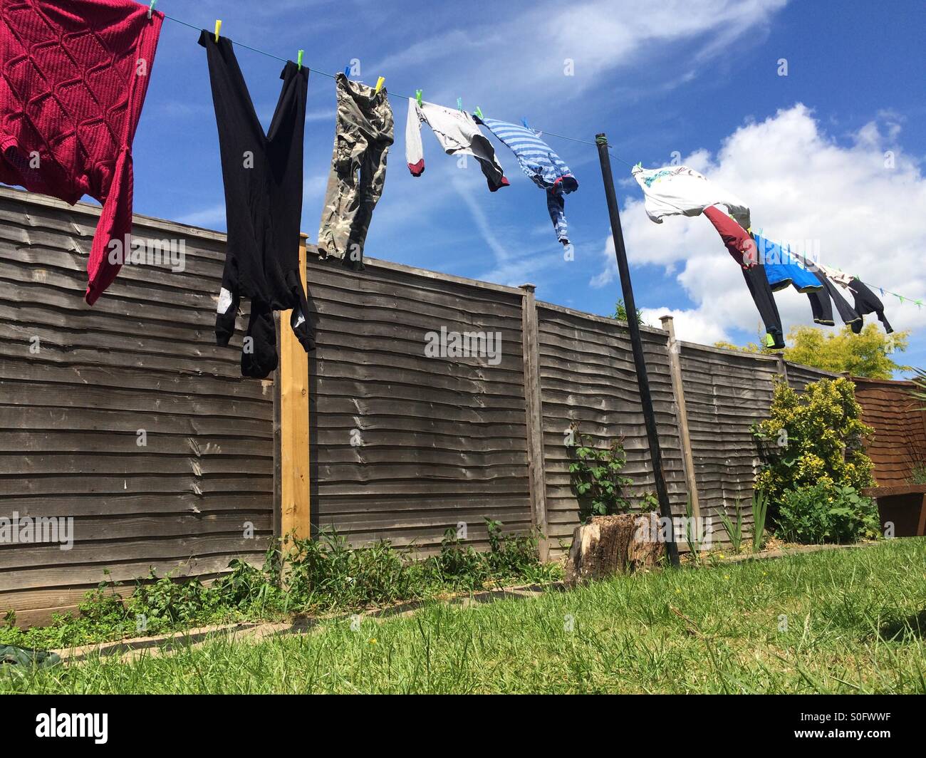 Wind washing hi-res stock photography and images - Alamy