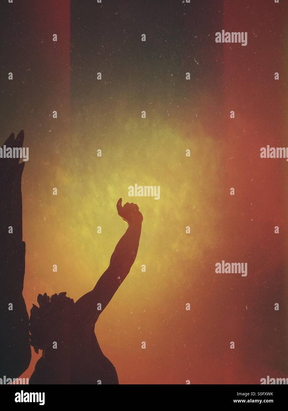 Angel pointing hi-res stock photography and images - Alamy