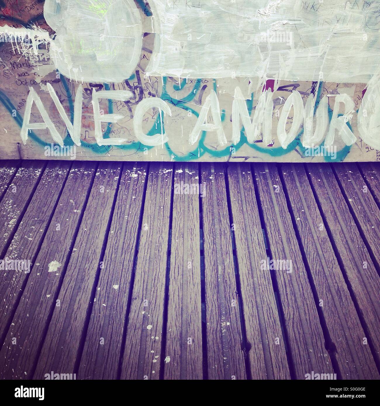 Graffiti amour hi-res stock photography and images - Alamy