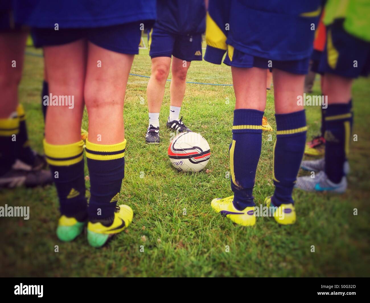 Footballers legs hi-res stock photography and images - Alamy