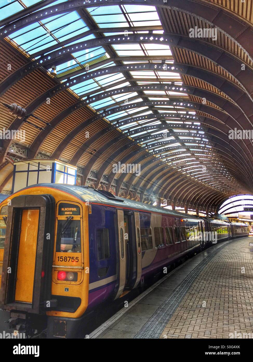 York train station Stock Photo - Alamy