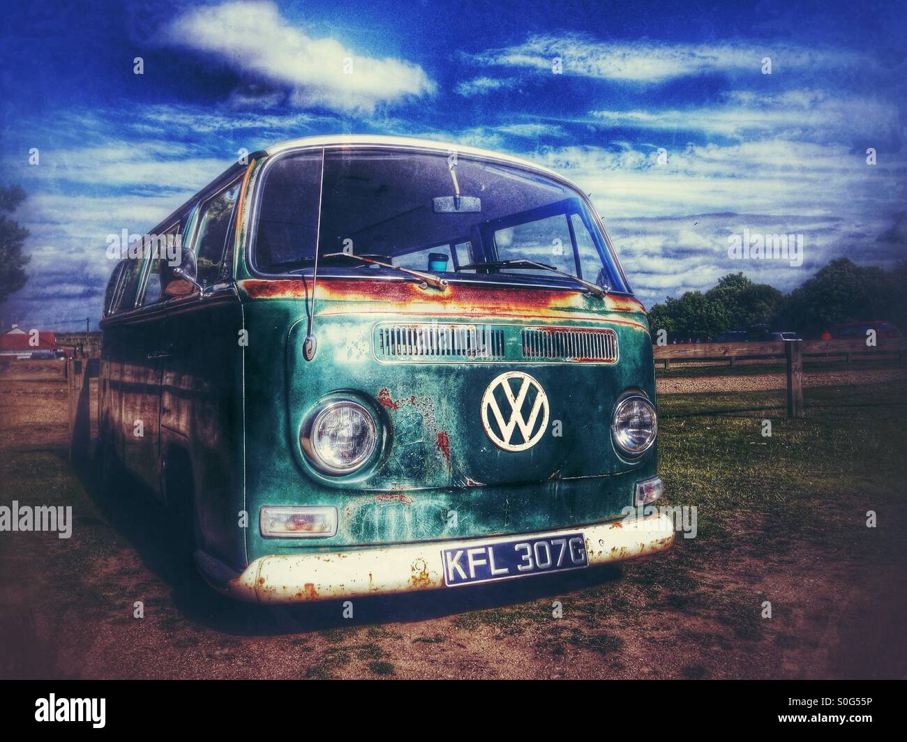 Rusty vw van hi-res stock photography and images - Alamy