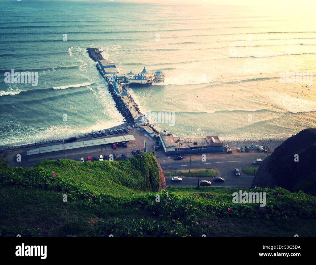 Lima beach peru hi-res stock photography and images - Alamy