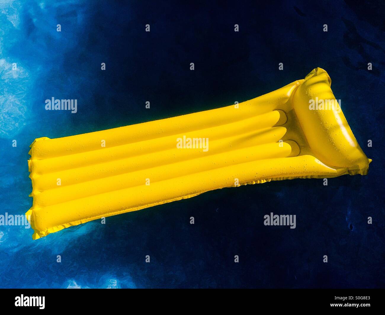 Yellow inflatable pool toy hi-res stock photography and images - Alamy