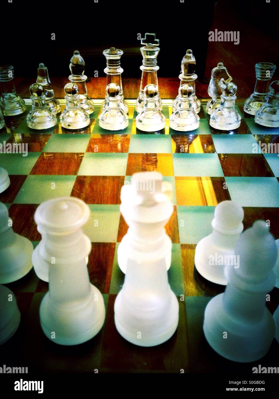Glass chess set hi-res stock photography and images - Alamy