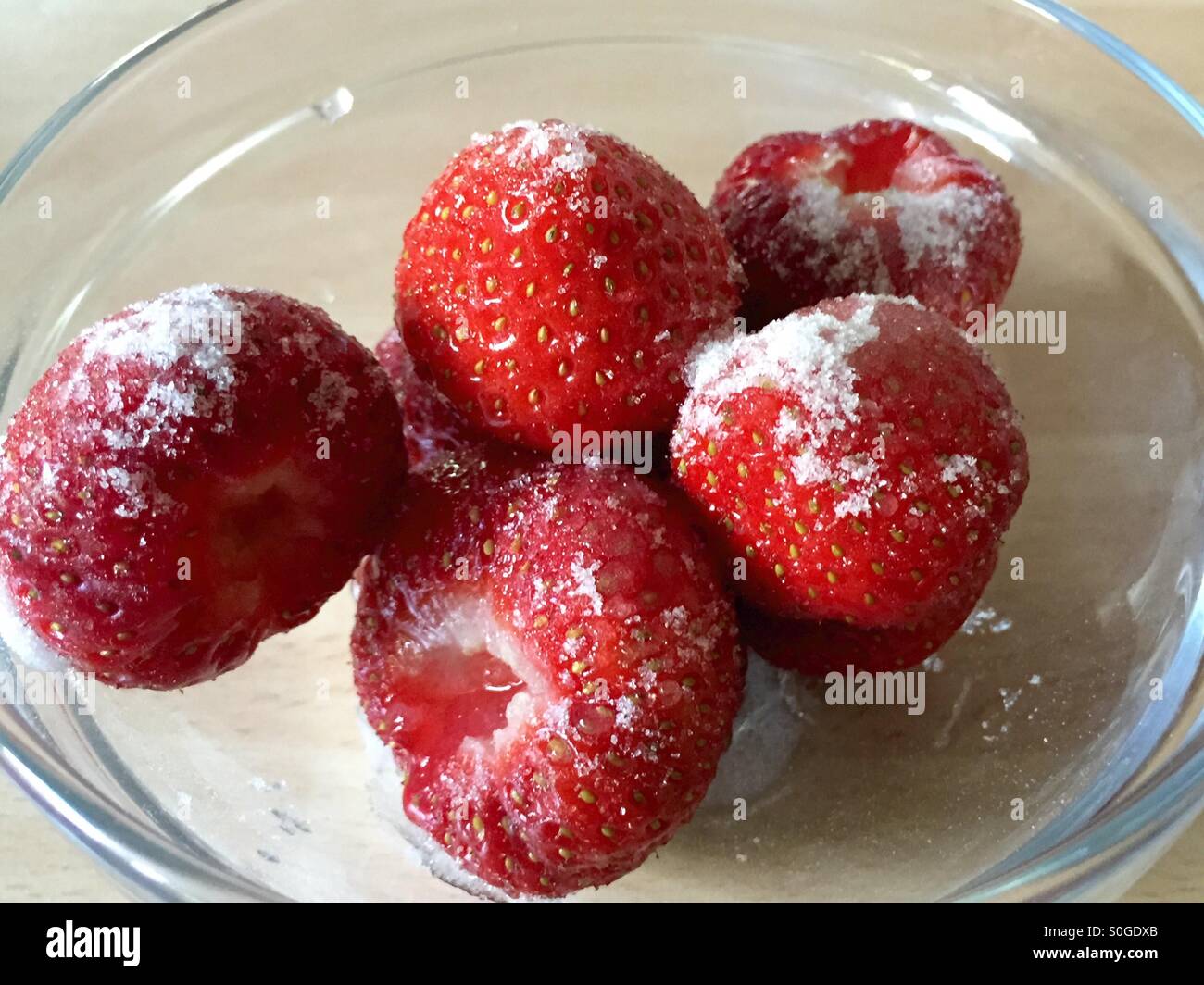 English Strawberries High Resolution Stock Photography and Images - Alamy
