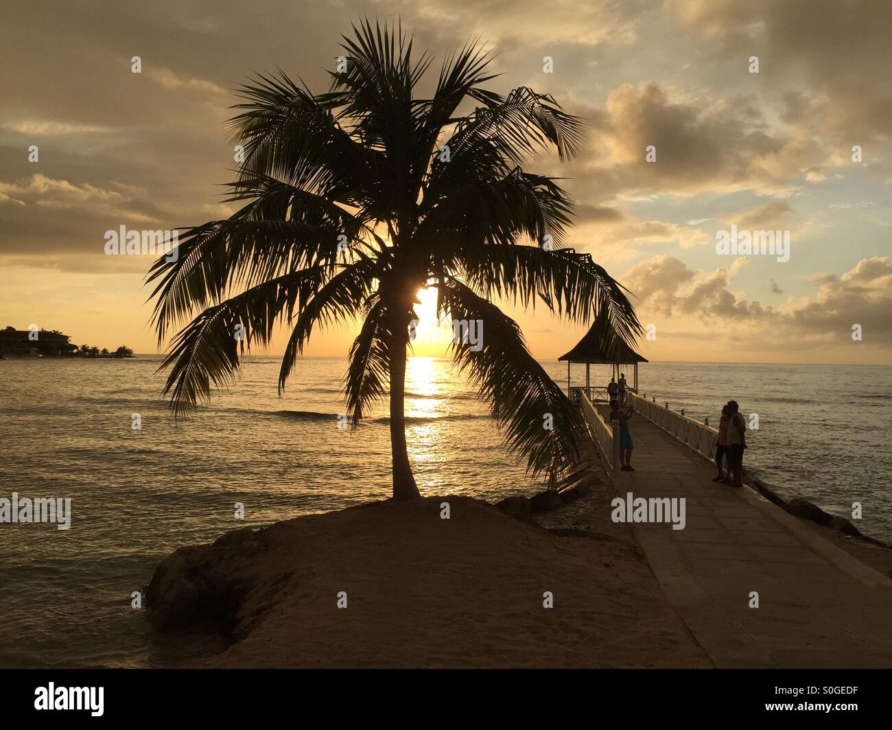 Jamaica sunset hi-res stock photography and images - Alamy