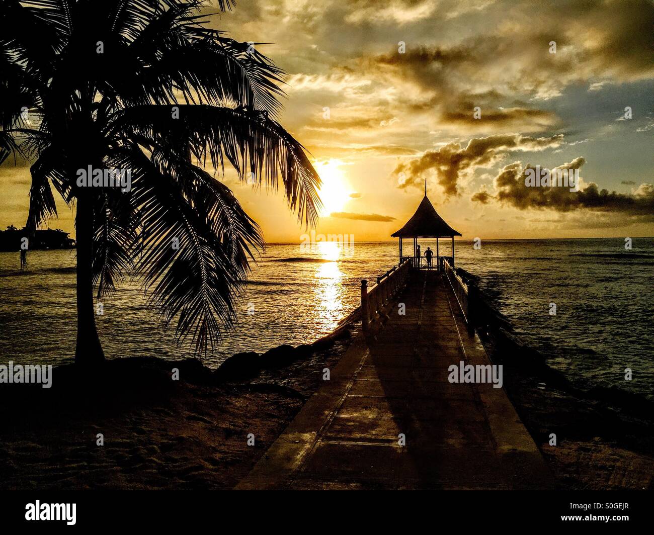 Jamaican sunset hi-res stock photography and images - Alamy