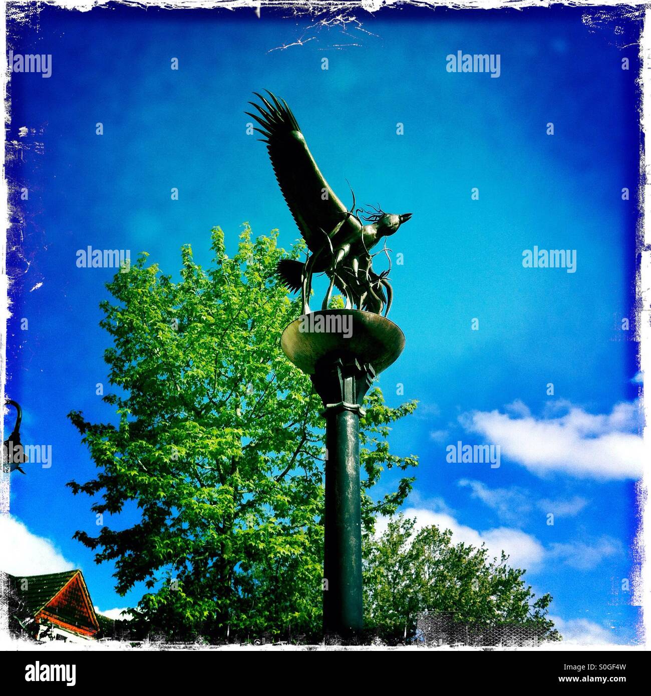 Wolverton bird sculpture tree art artistic design focal land mark hi ...