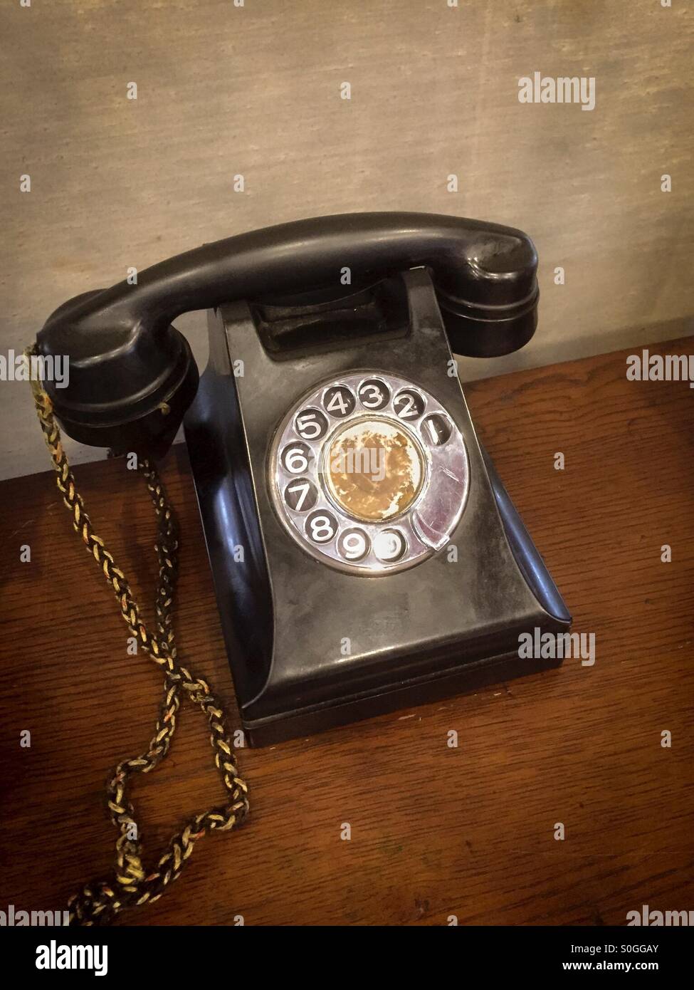Rotary dial phone hi-res stock photography and images - Alamy