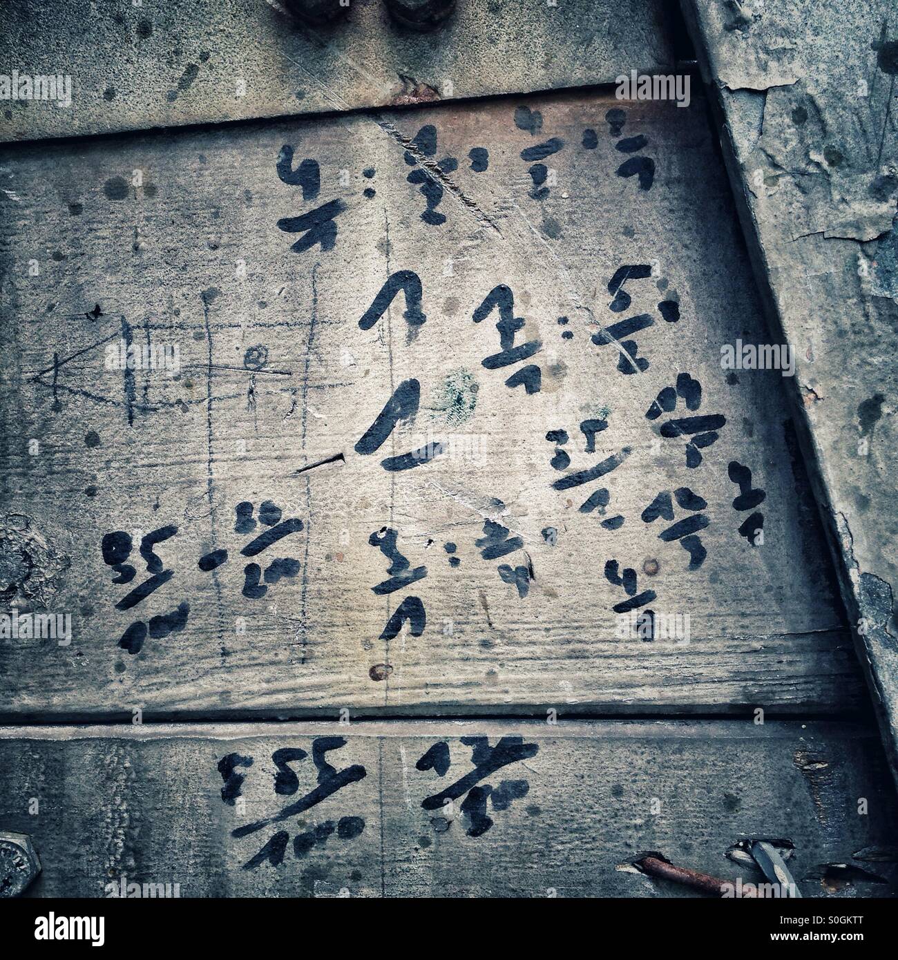 Accounting calculations hi-res stock photography and images - Alamy