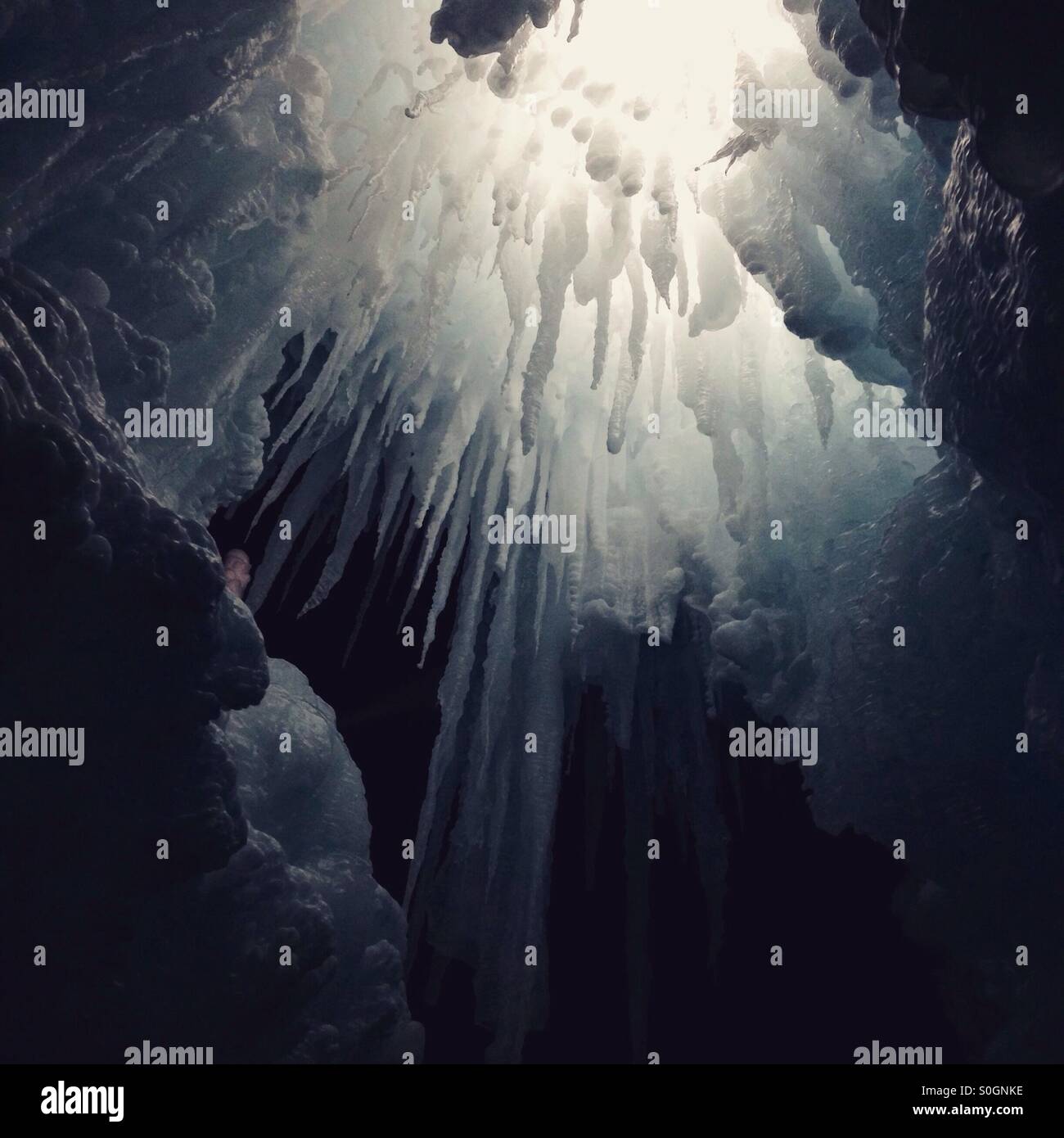 Ice castle hi-res stock photography and images - Alamy