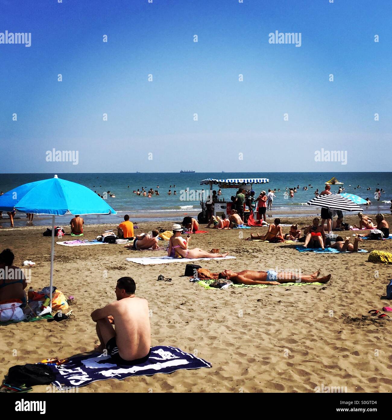 Lido beach hi-res stock photography and images - Alamy