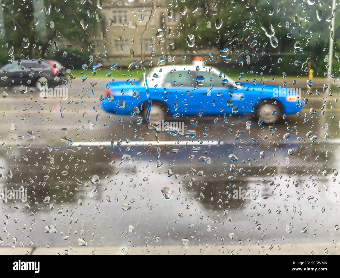 Rain driving hi-res stock photography and images - Alamy