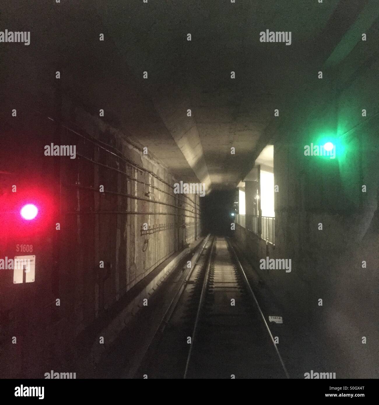 Downtown line hi-res stock photography and images - Alamy