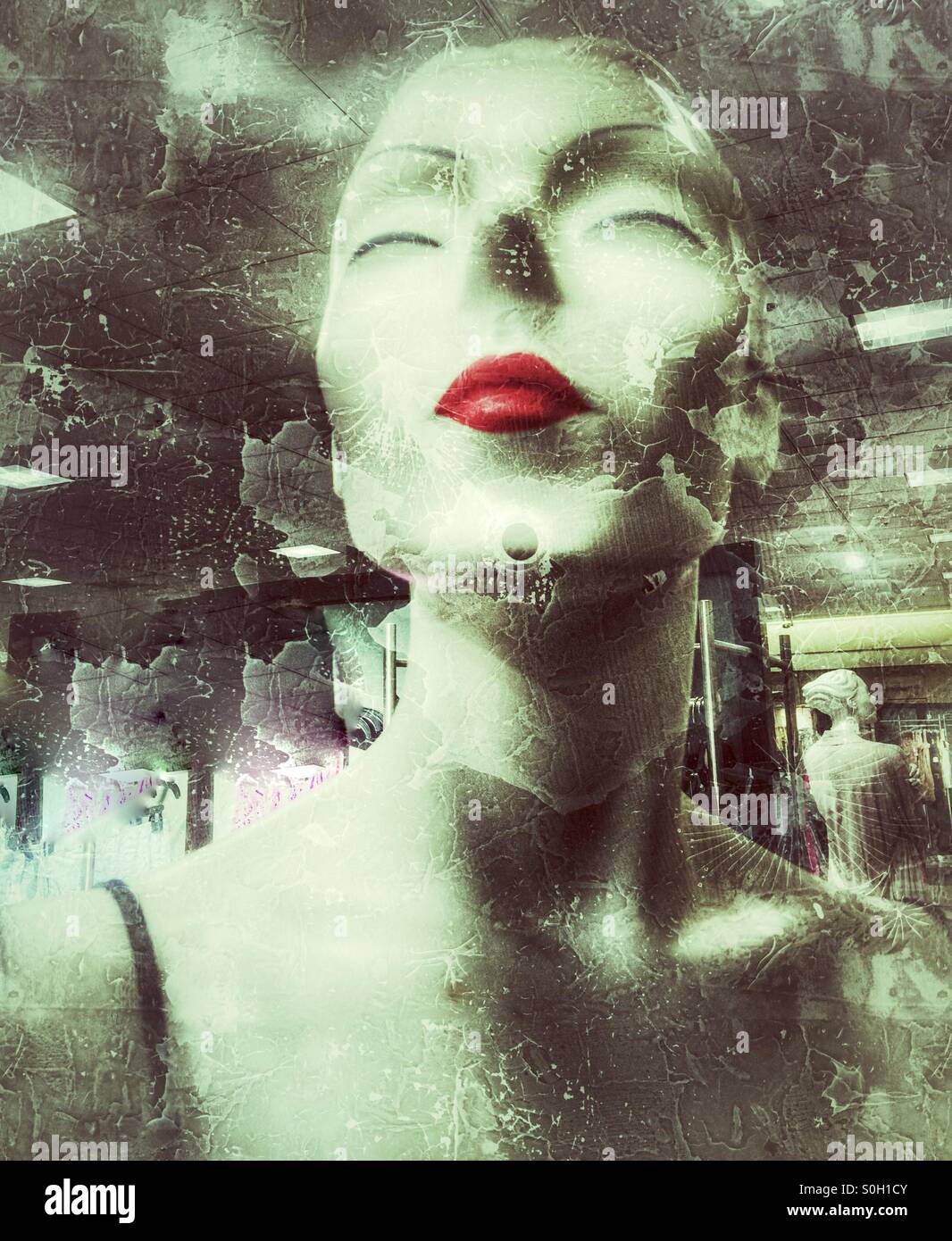 Mannequin female hi-res stock photography and images - Alamy