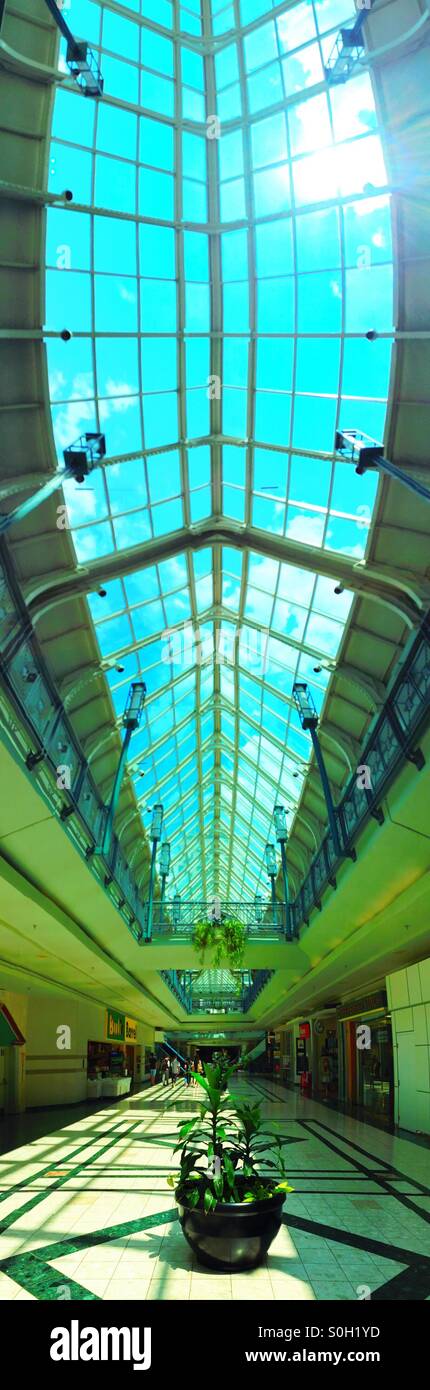 Enclosed gallery hi-res stock photography and images - Alamy