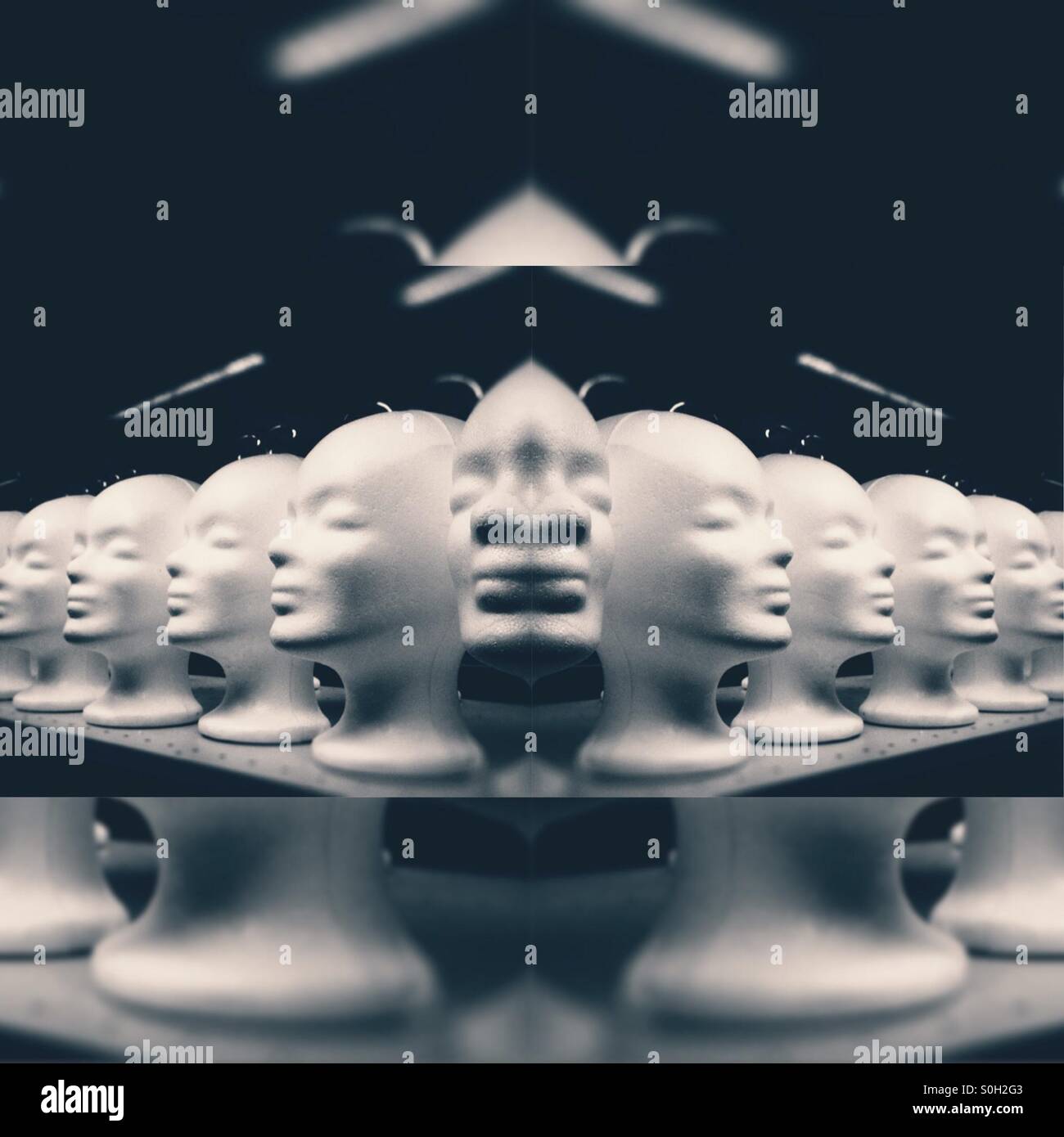 Mirrored head hi-res stock photography and images - Alamy