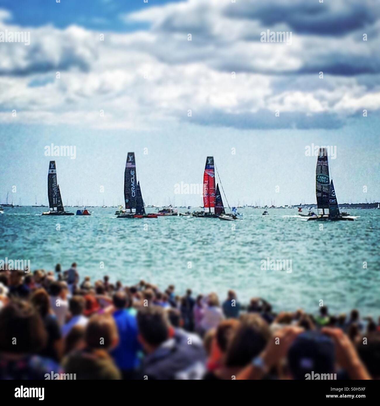 Viewers sunny hi-res stock photography and images - Alamy