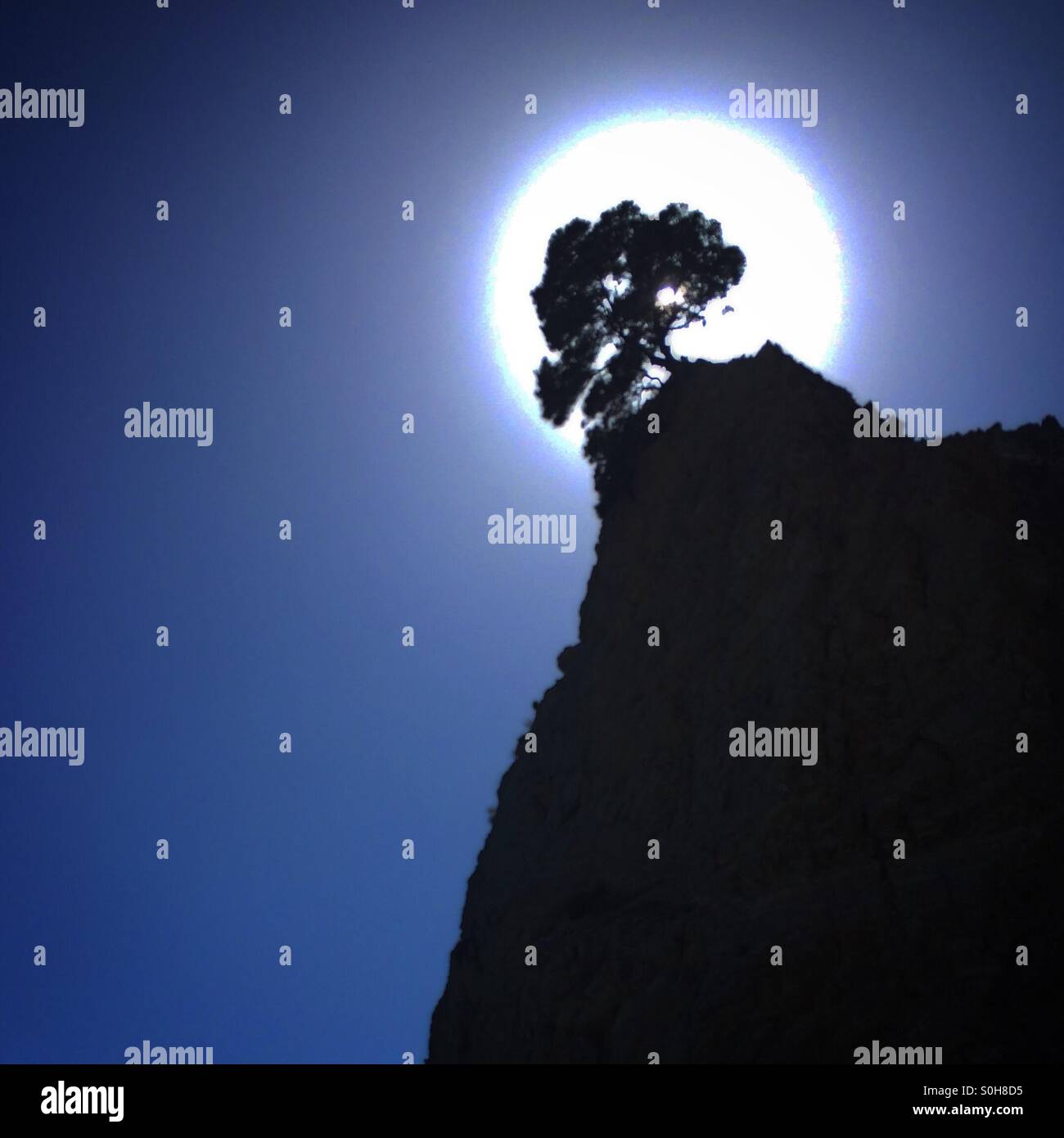 Moon light shadow hi-res stock photography and images - Alamy