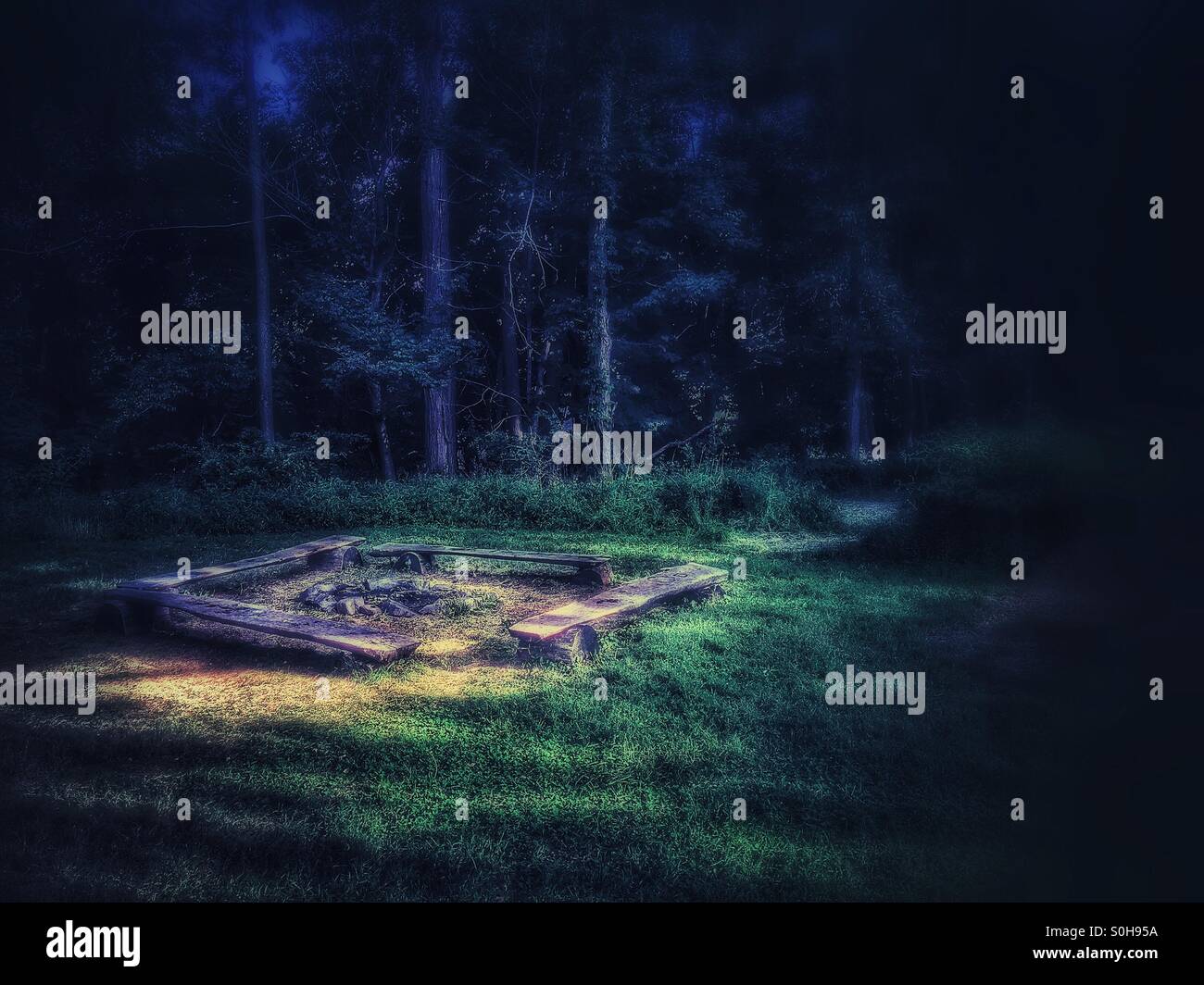 Ancient fire pit hi-res stock photography and images - Alamy