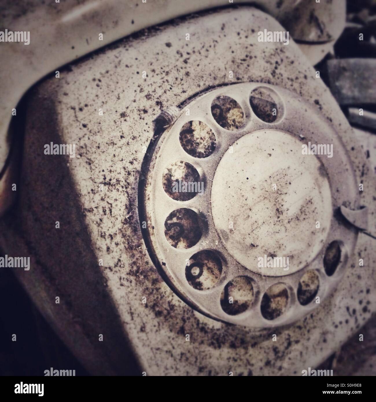 Old phone dial hi-res stock photography and images - Alamy