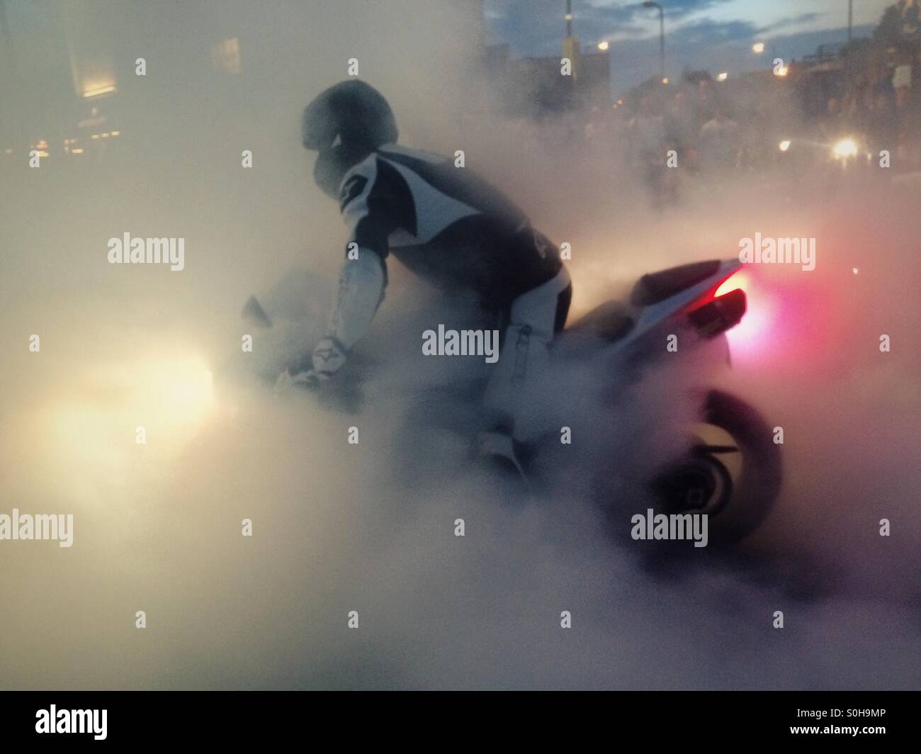 Motorcycle burnout hi-res stock photography and images - Alamy