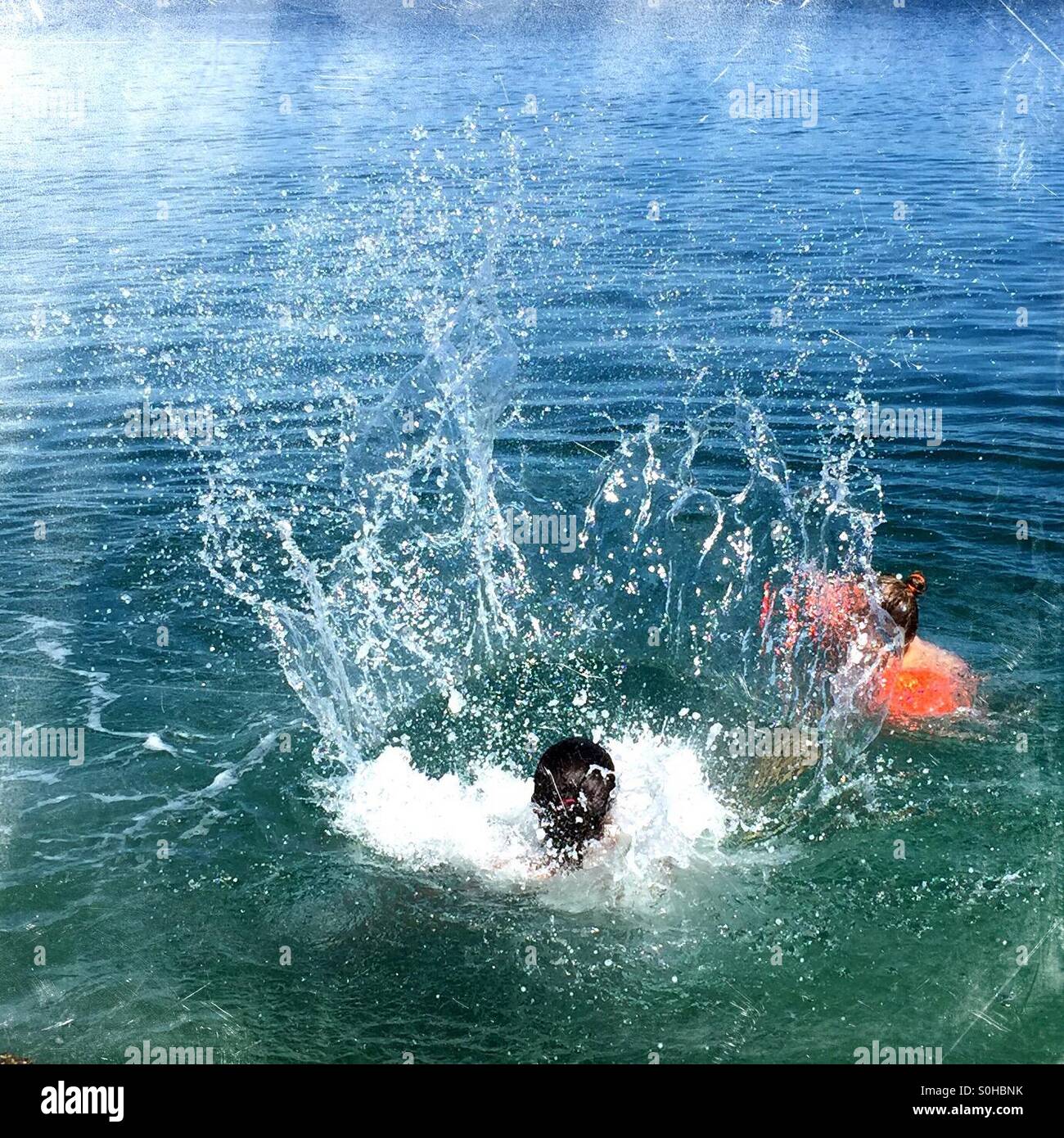 Splash plunging hi-res stock photography and images - Alamy