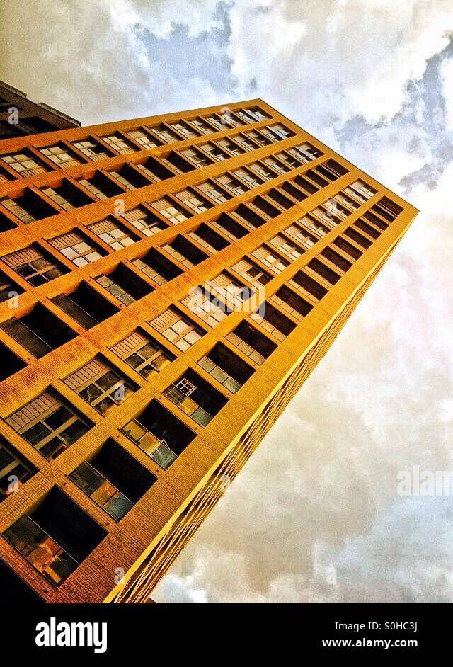 High rise building highrise hi-res stock photography and images - Alamy