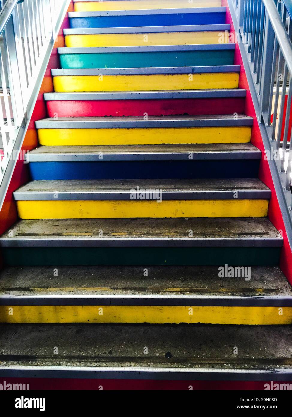 Straight steps hi-res stock photography and images - Alamy