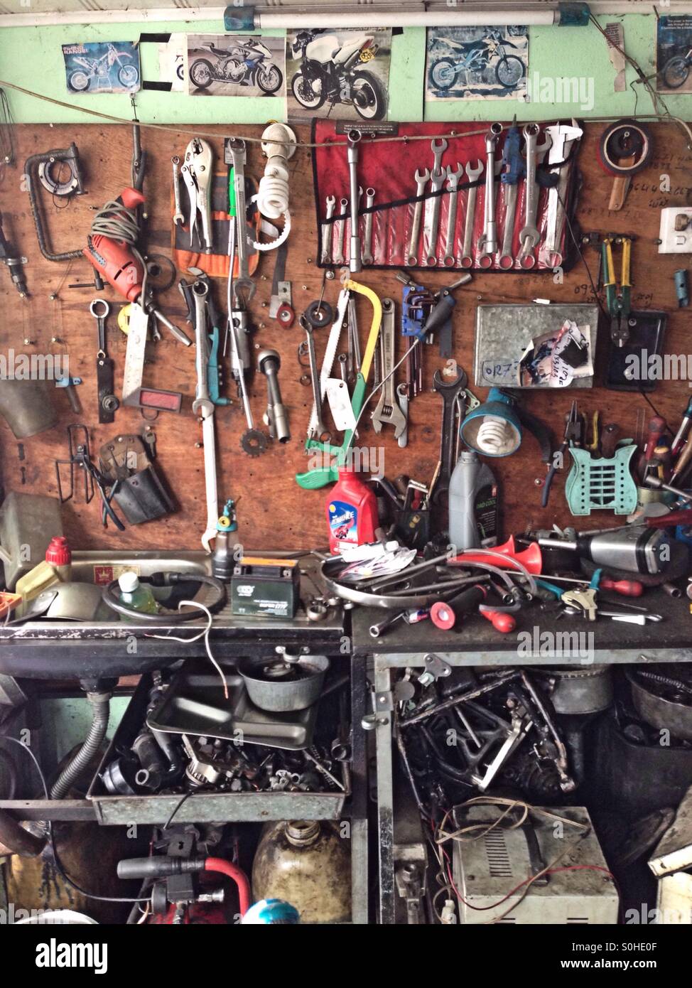 Mechanic gear hi-res stock photography and images - Alamy