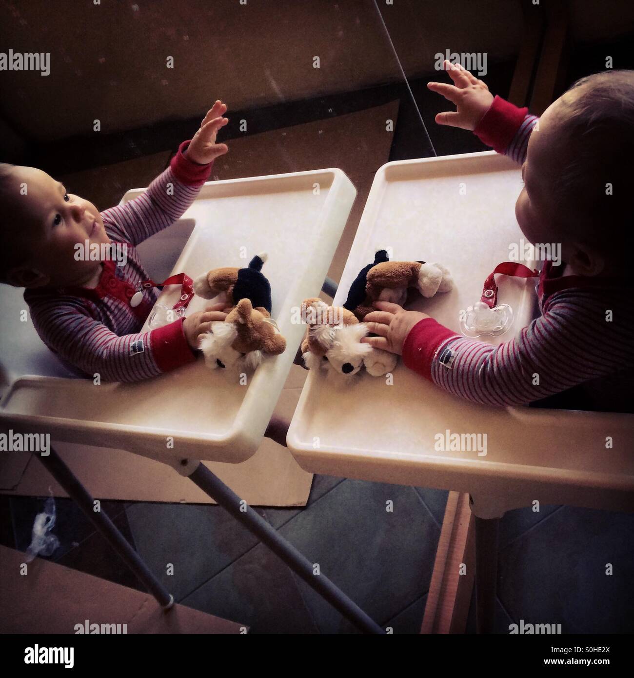 Mirror boy hi-res stock photography and images - Alamy