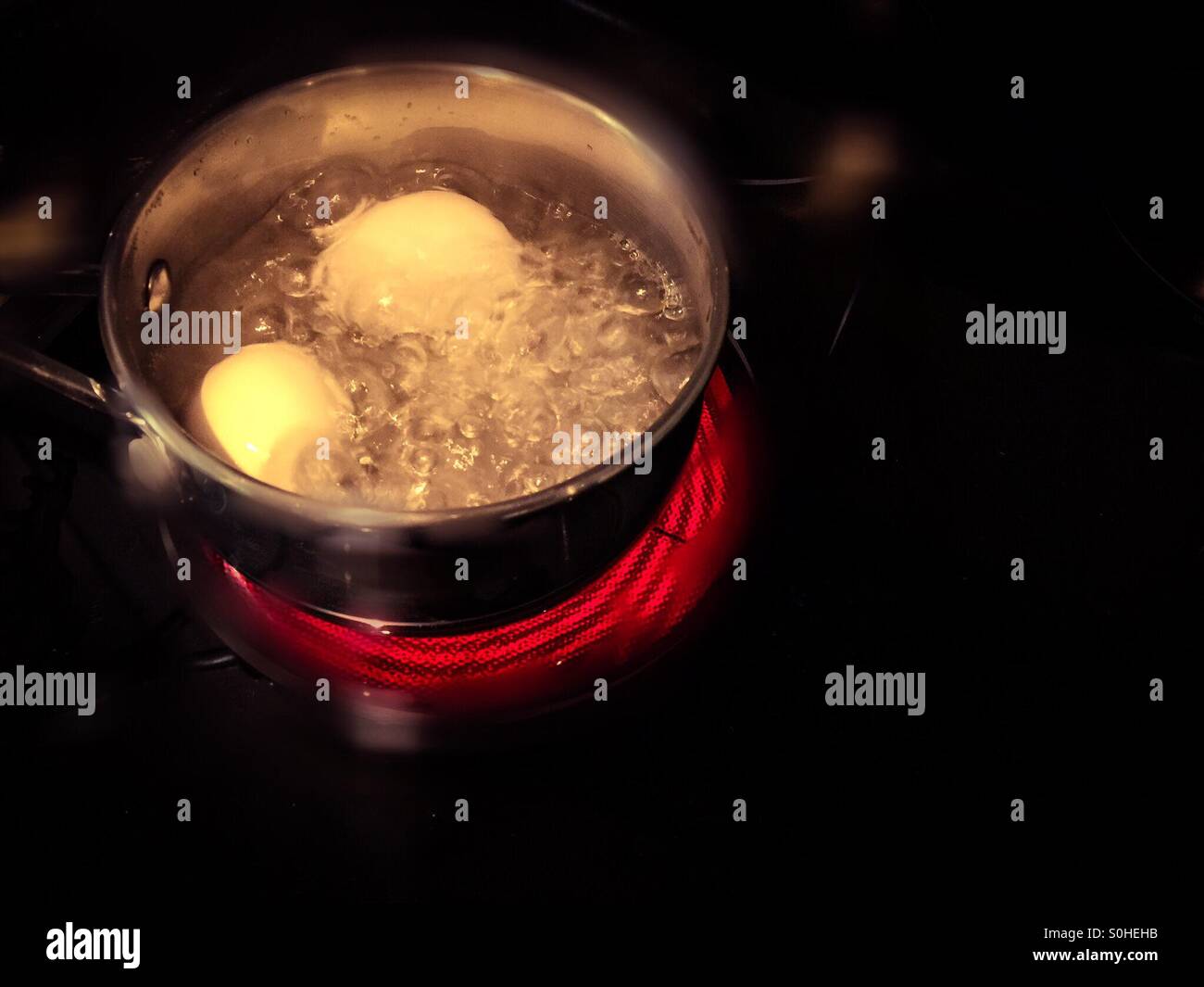 Full boil hi-res stock photography and images - Alamy