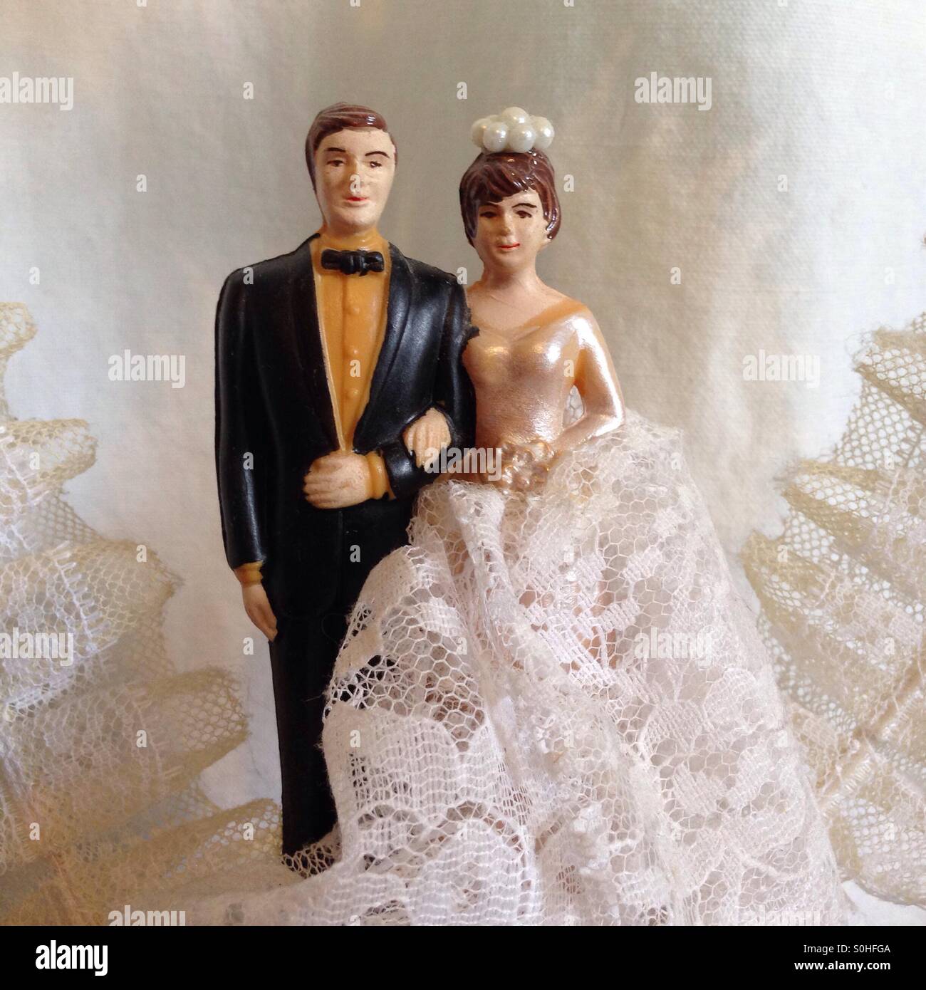 Topper cake hi-res stock photography and images - Alamy