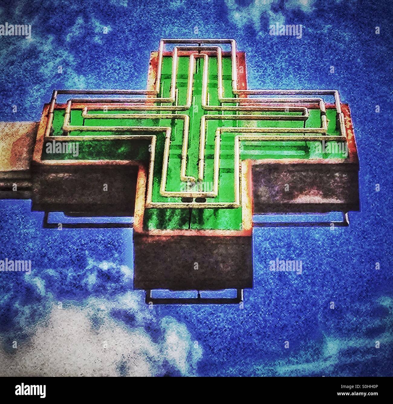 Pharmacy neon green cross sign hi-res stock photography and images - Alamy