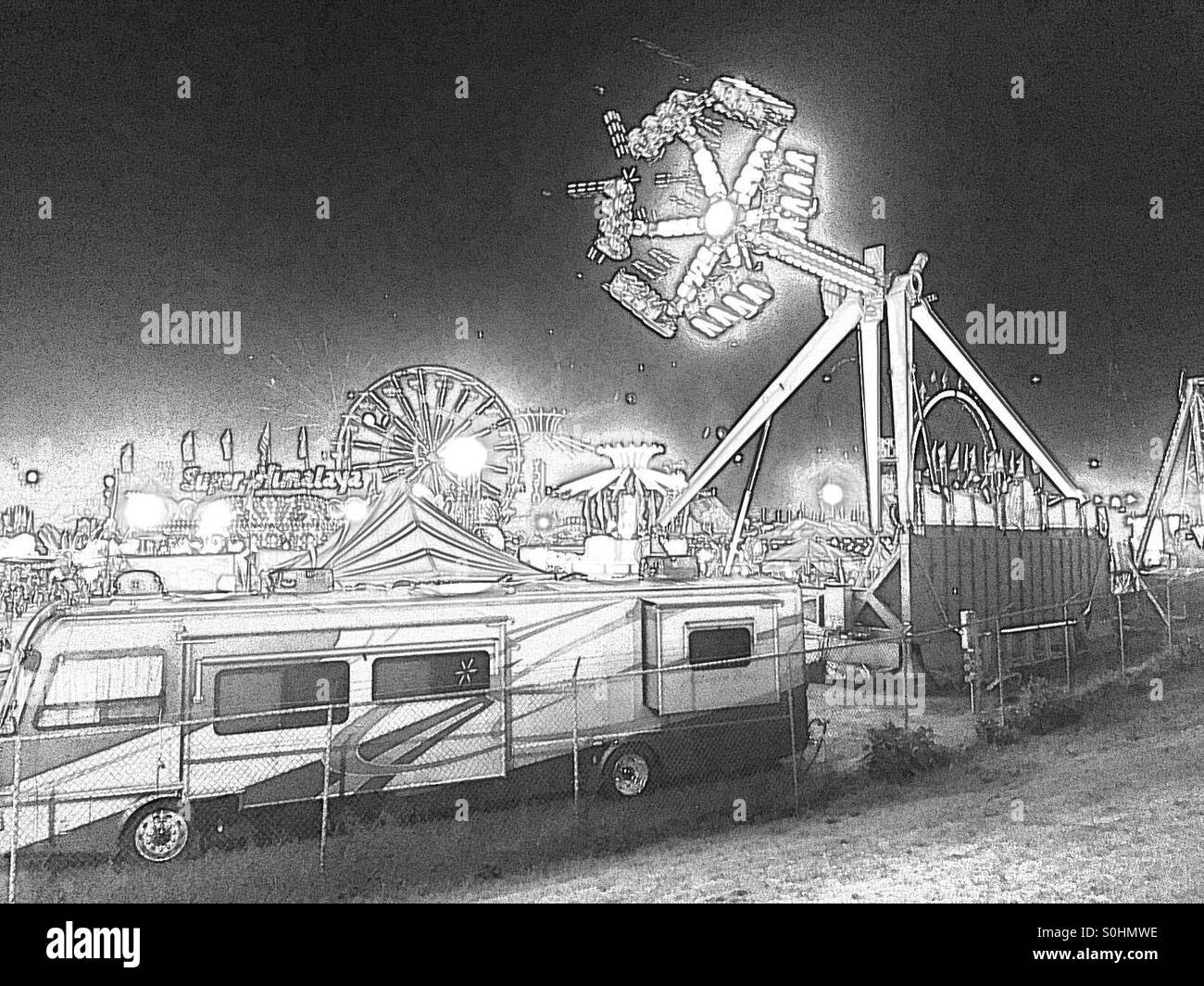 People on carnival rides High Resolution Stock Photography and Images ...