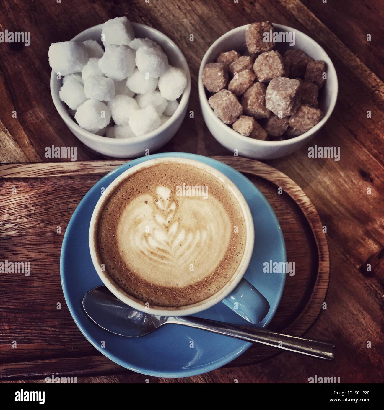 Coffee sugar lumps hi-res stock photography and images - Alamy