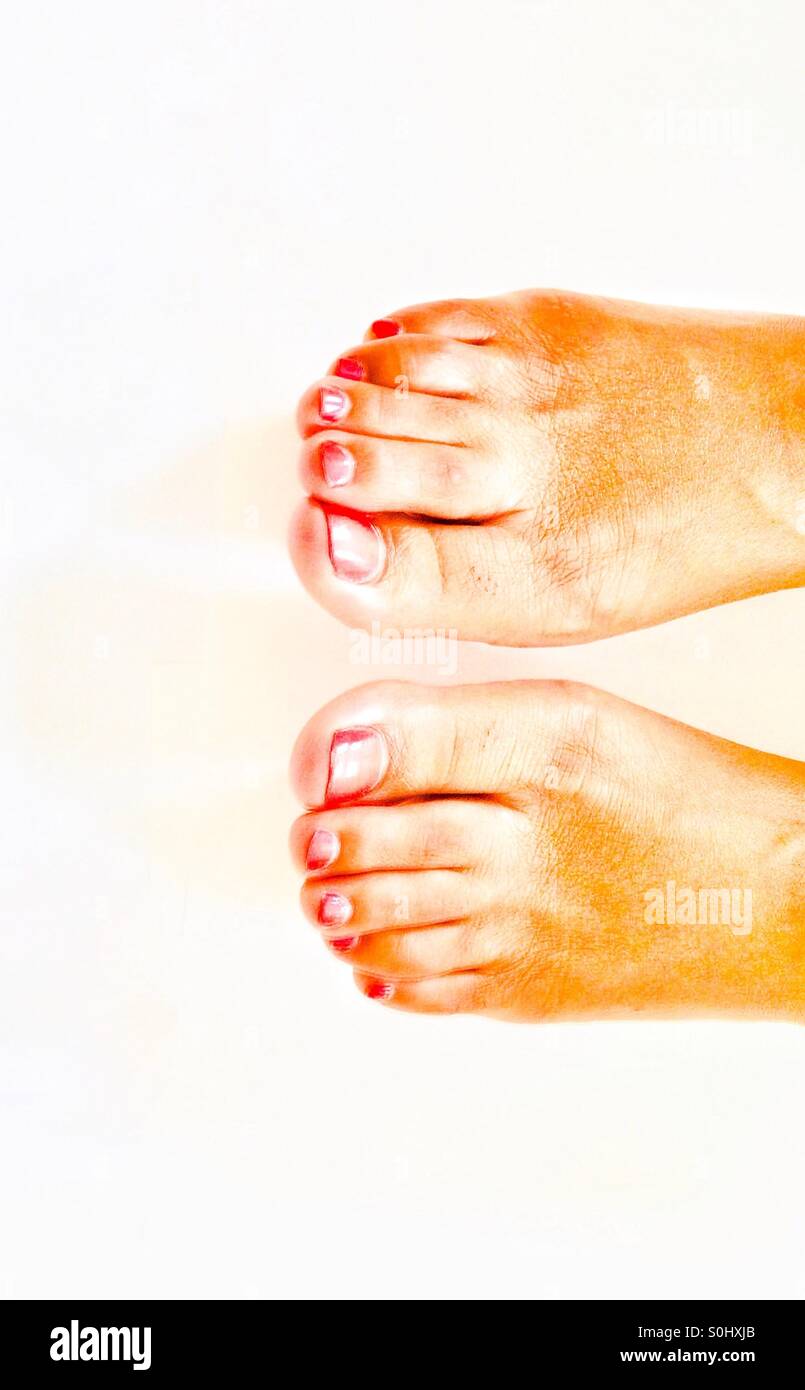 Feet toes beauty hi-res stock photography and images - Alamy