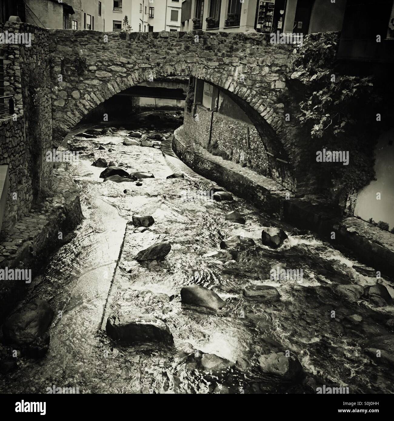 Stone bridge andorra hi-res stock photography and images - Alamy
