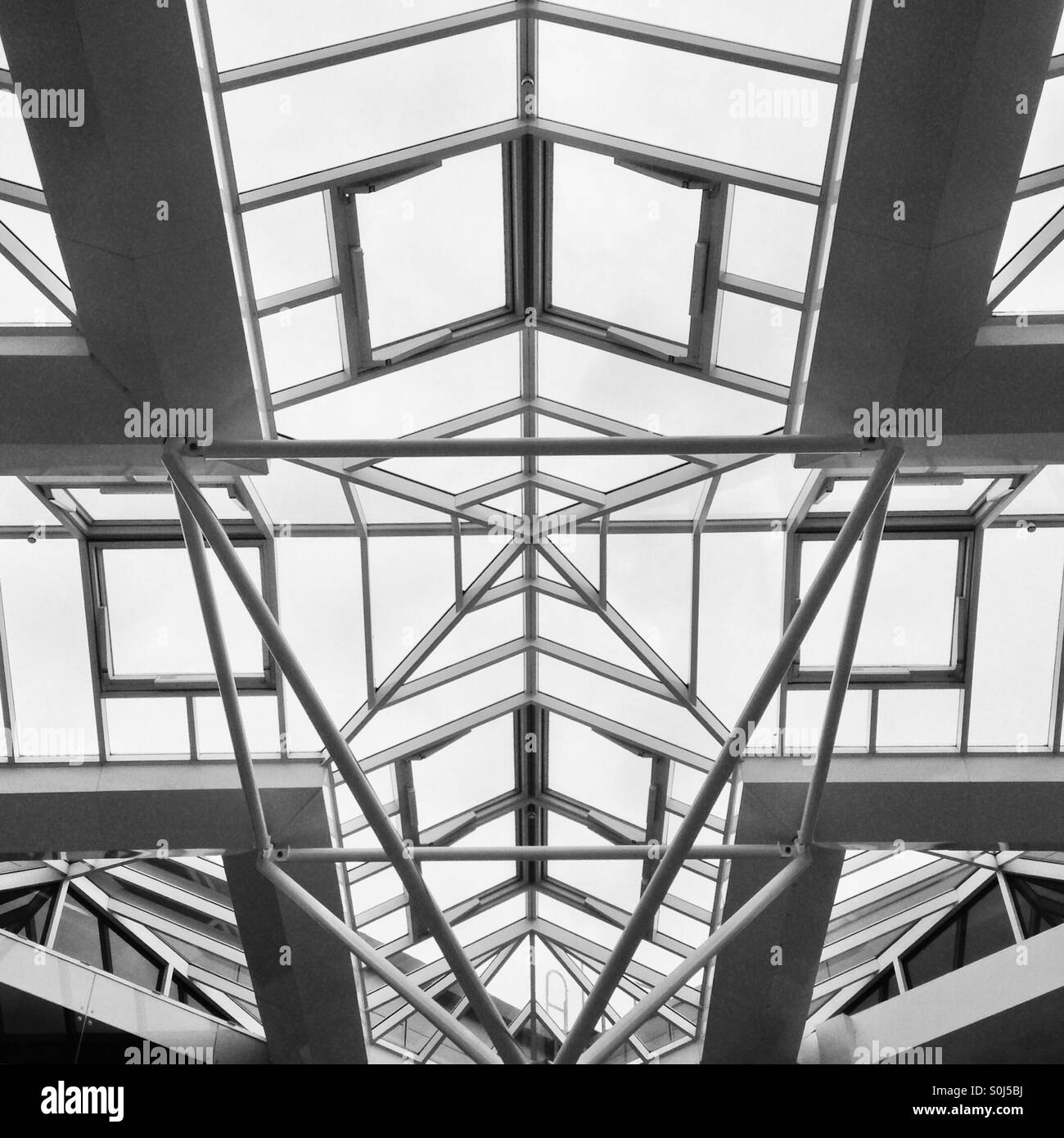 Design roof hi-res stock photography and images - Alamy