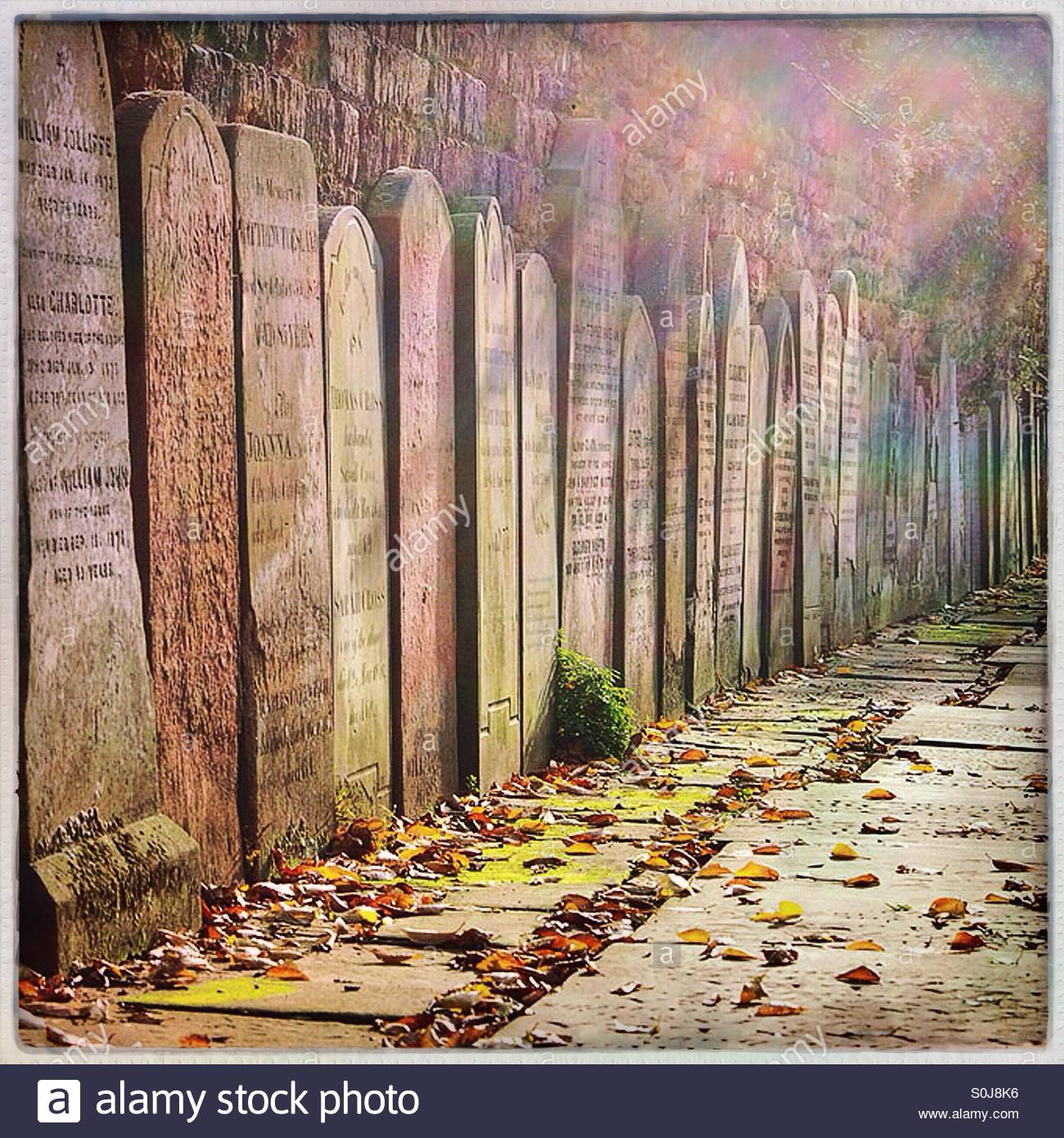 Very Old Headstones High Resolution Stock Photography and Images - Alamy