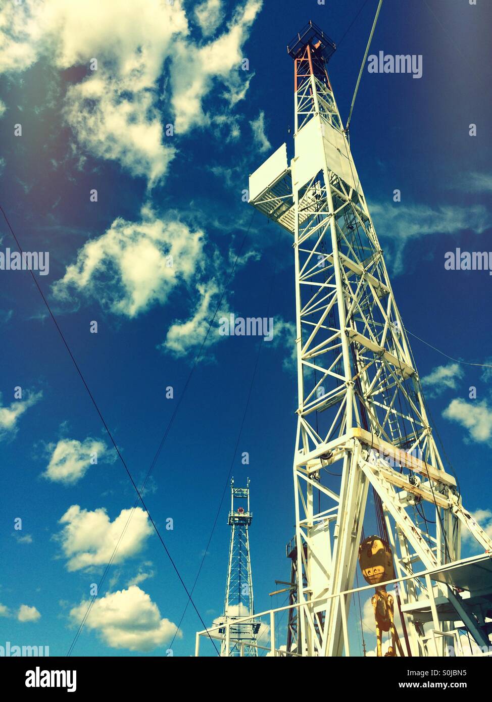 Oil drilling derrick hi-res stock photography and images - Alamy