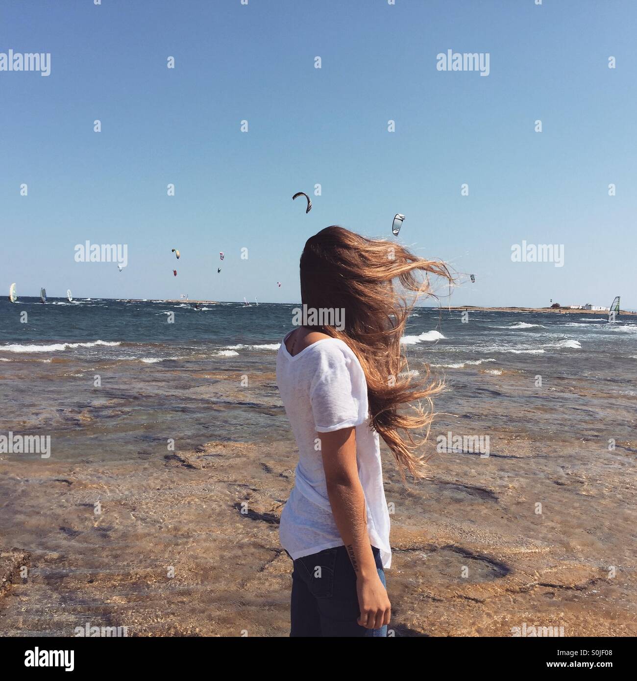 Wind in hair hi-res stock photography and images - Alamy