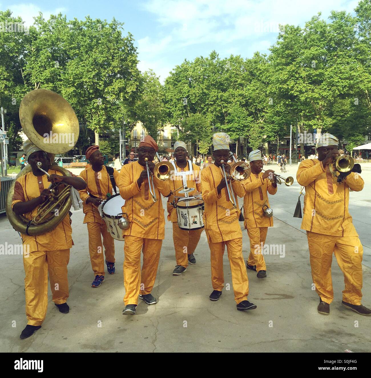 African musicians hi-res stock photography and images - Alamy