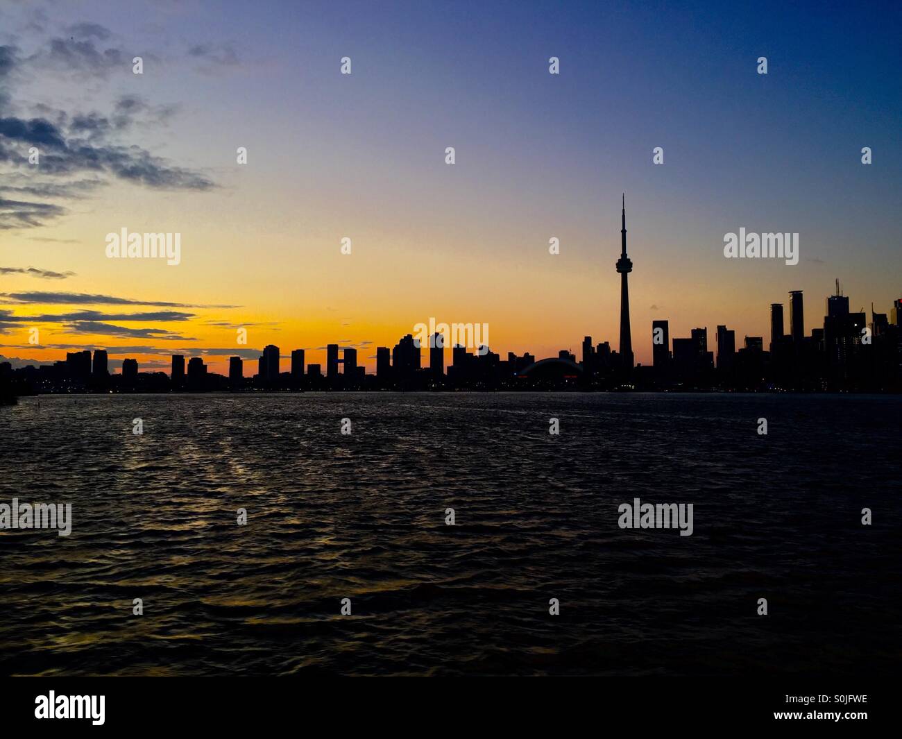 Toronto skyline sunset hi-res stock photography and images - Alamy