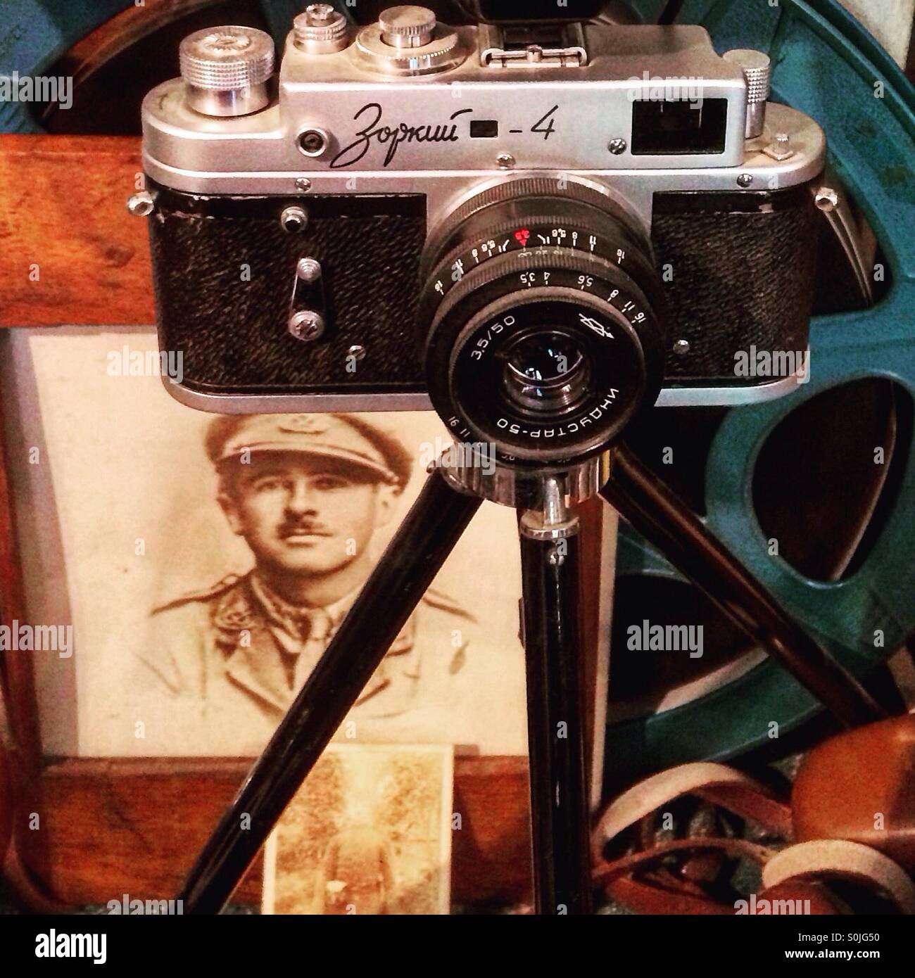 Vintage military camera hi-res stock photography and images - Alamy