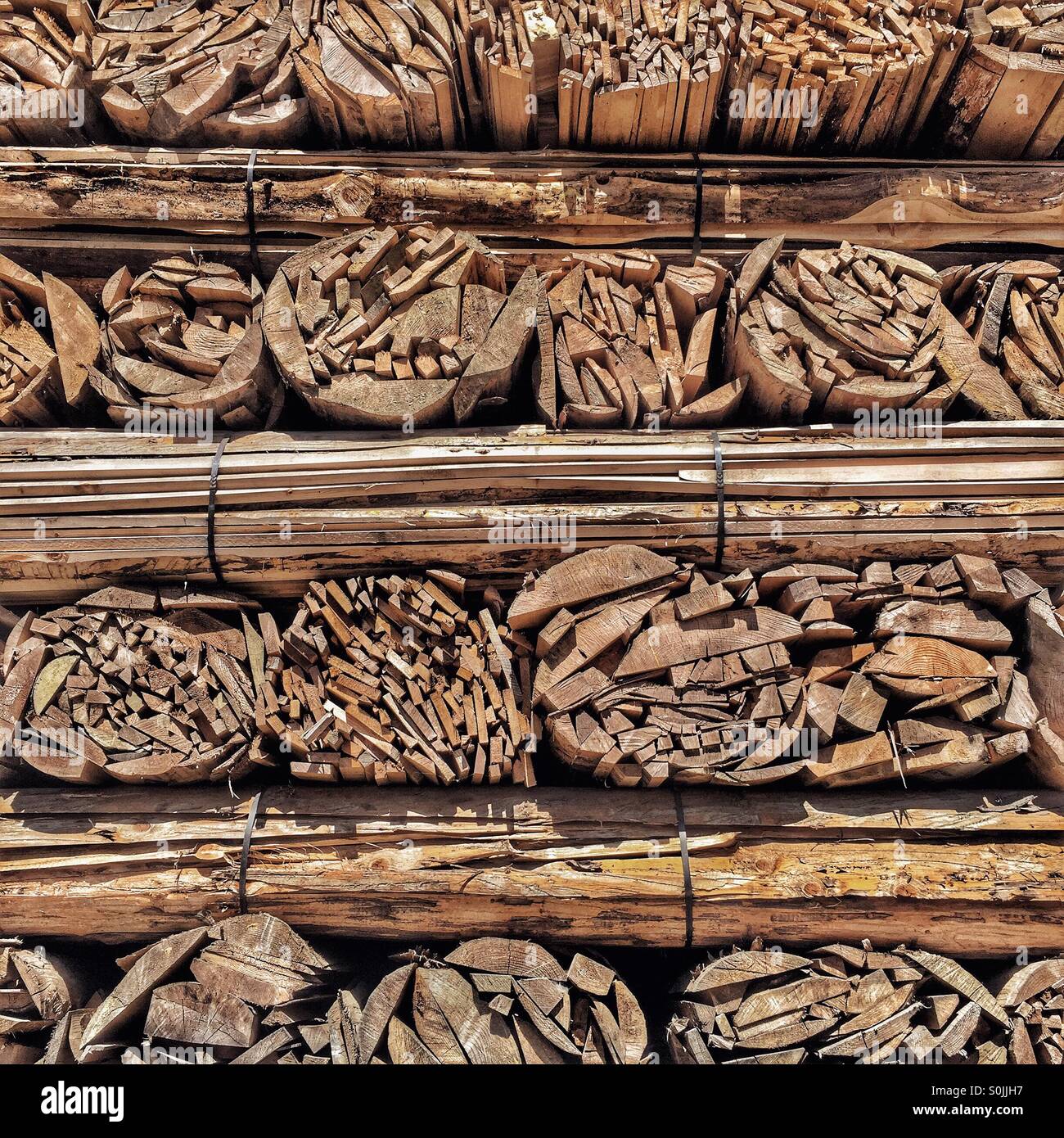 Bundles of firewood hi-res stock photography and images - Alamy