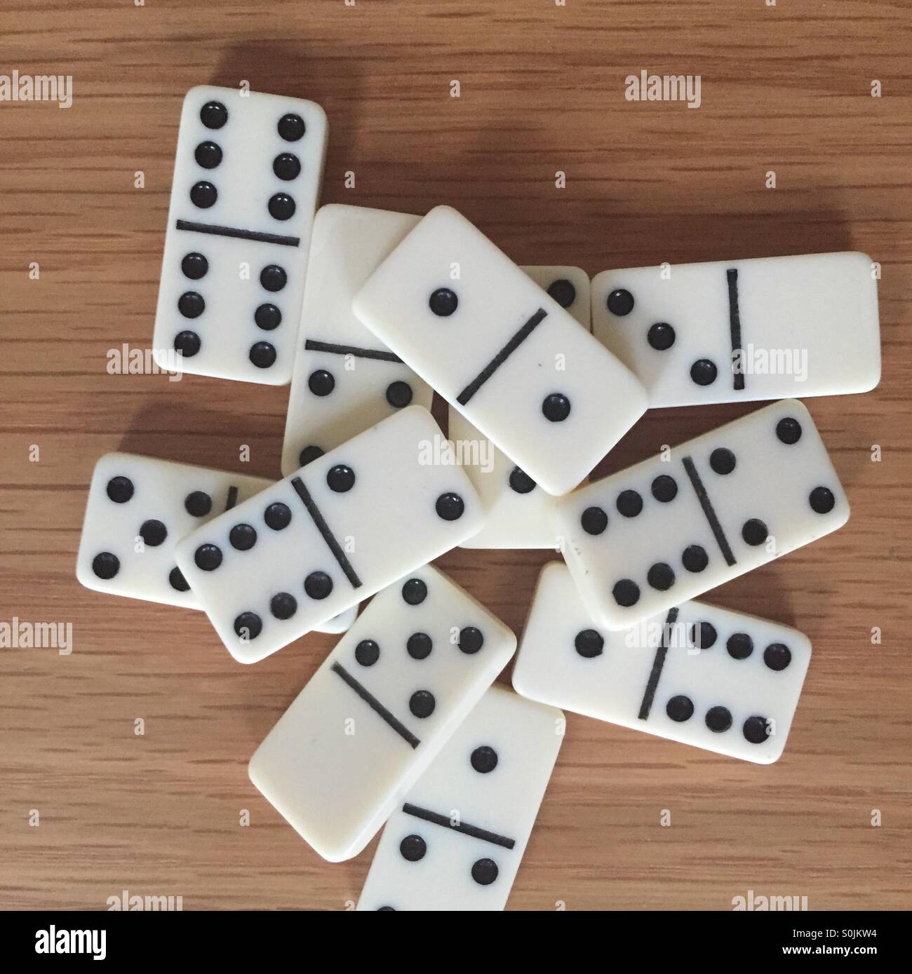 Domino tiles hi-res stock photography and images - Alamy