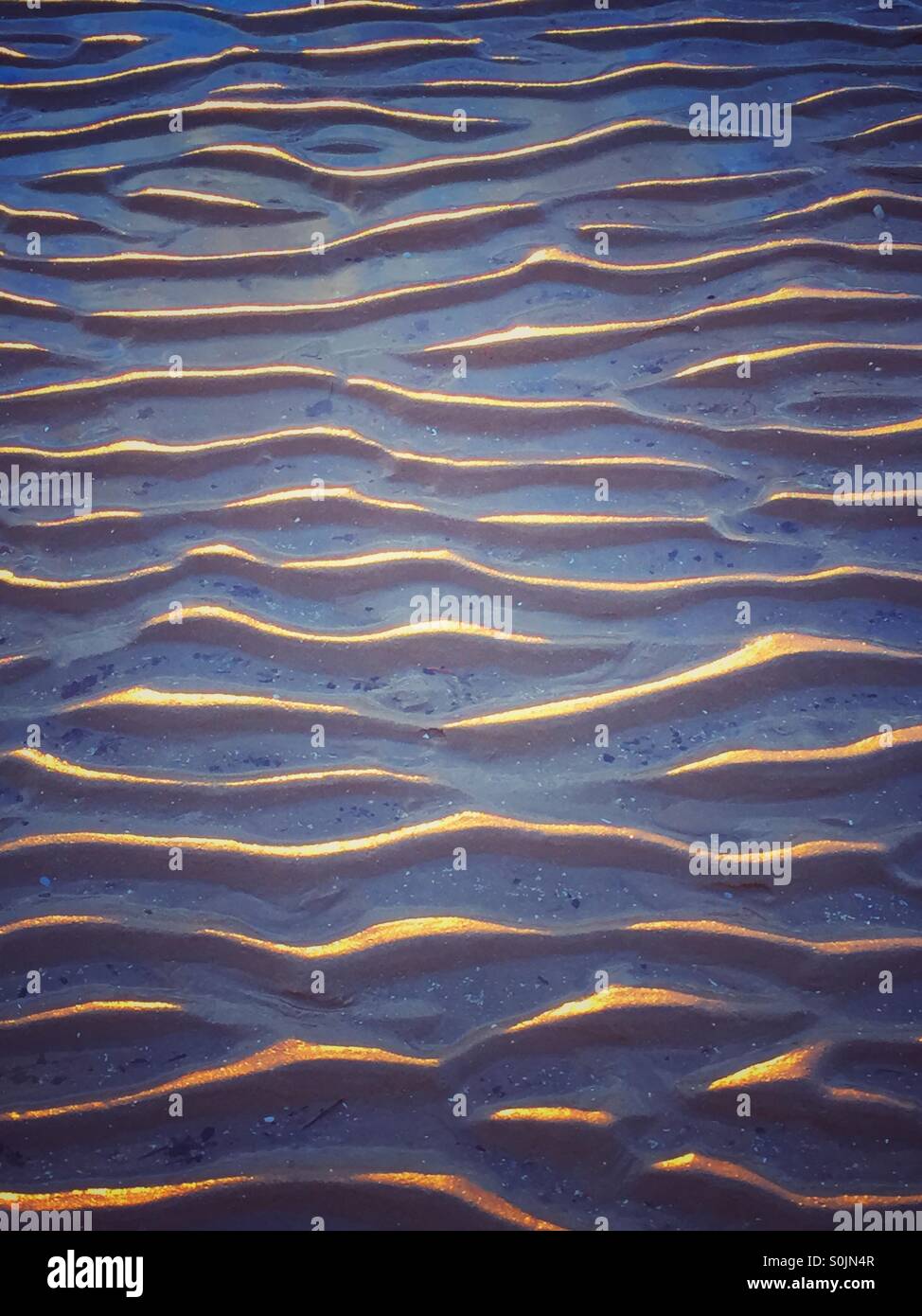 Shape waves hi-res stock photography and images - Alamy